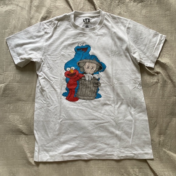 Uniqlo | Shirts | Uniqlo X Kaws X Sesame Street Companion Trash Can Tee ...